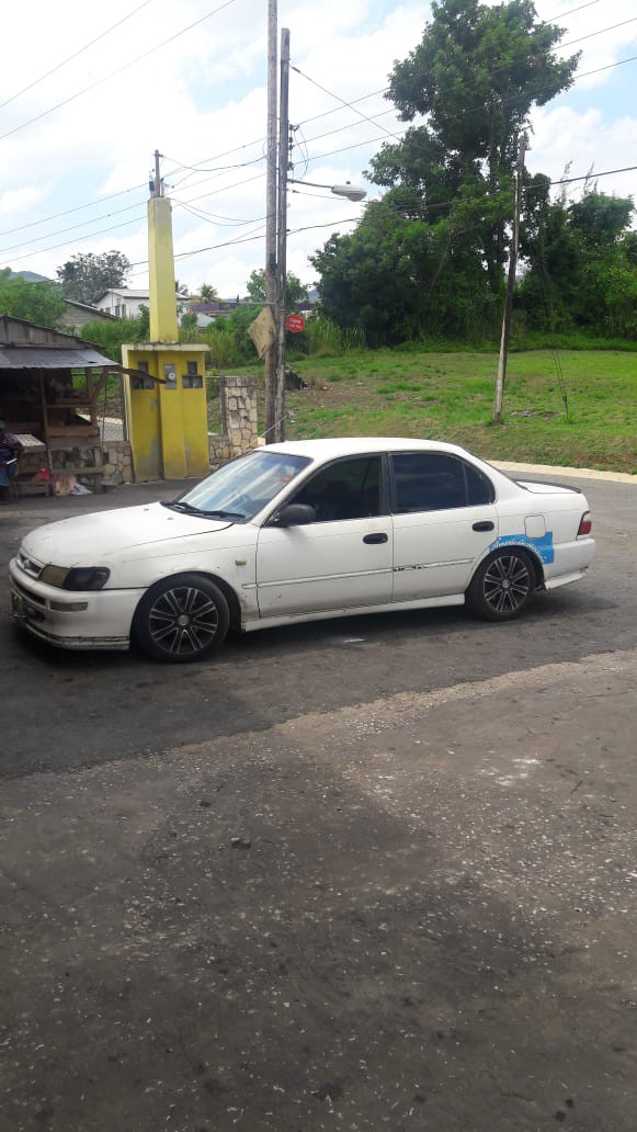 1994 Toyota Corolla Police Shape for sale in Kingston / St. Andrew, Jamaica