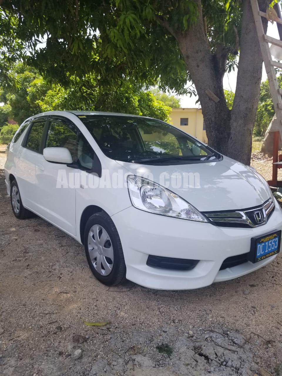 2014 Honda FIT SHUTTLE HYBRID for sale in St. Catherine, Jamaica | AutoAdsJa.com