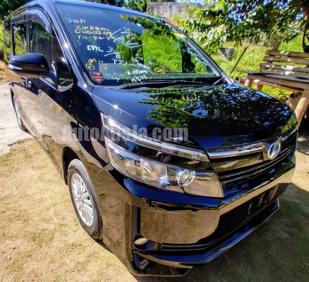 2014 Toyota Voxy for sale in Hanover, Jamaica | AutoAdsJa.com