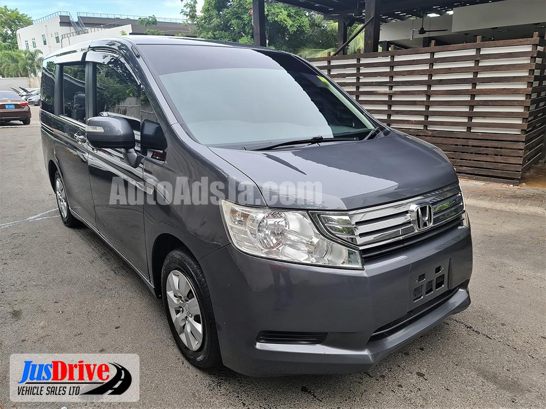 2010 Honda stepwagon for sale in Kingston / St. Andrew, Jamaica
