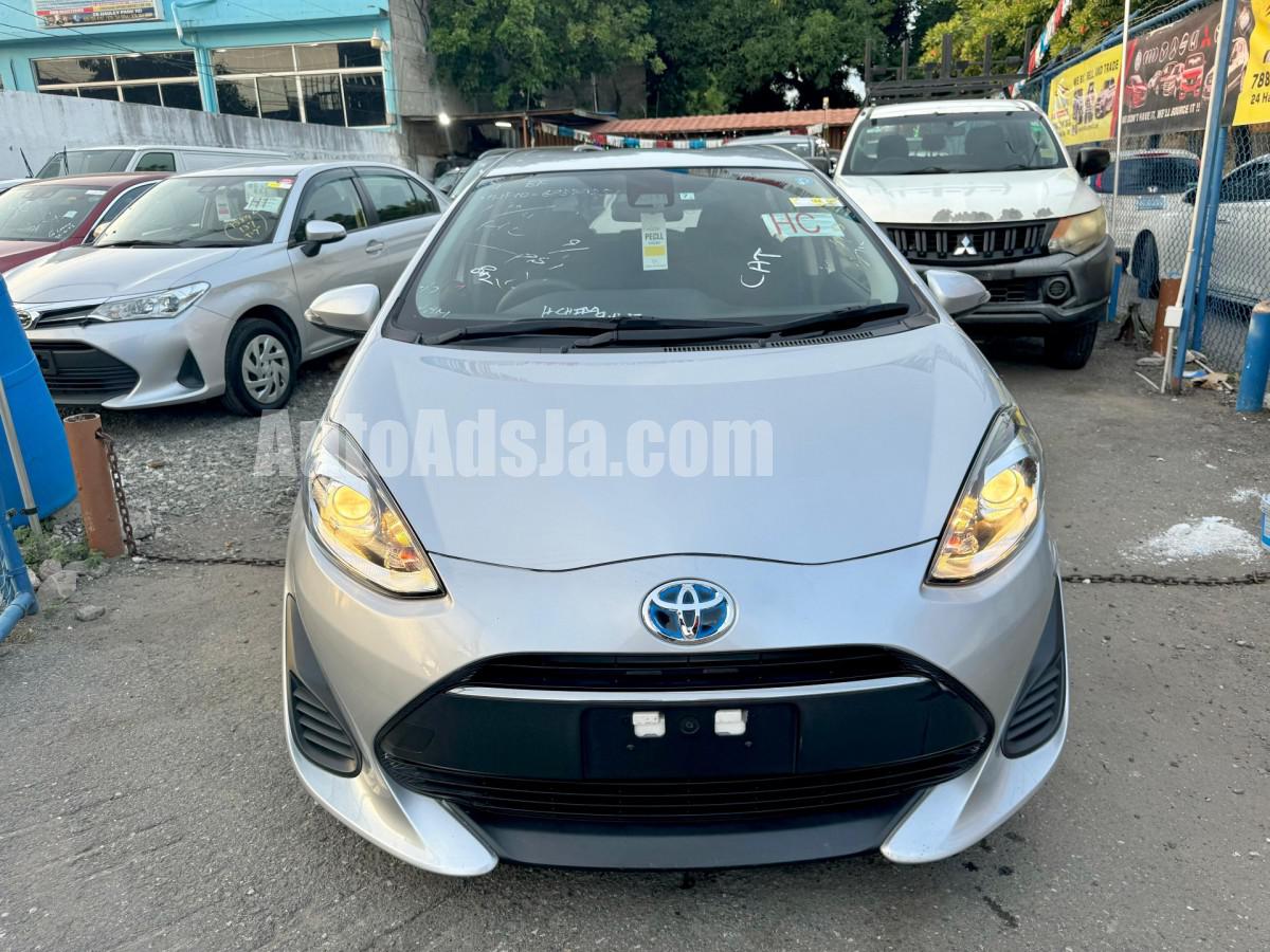 2019 Toyota Aqua for sale in Kingston / St. Andrew, Jamaica | AutoAdsJa.com
