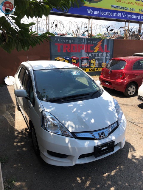 2014 Honda Fit shuttle hybrid for sale in Kingston / St. Andrew, Jamaica | AutoAdsJa.com