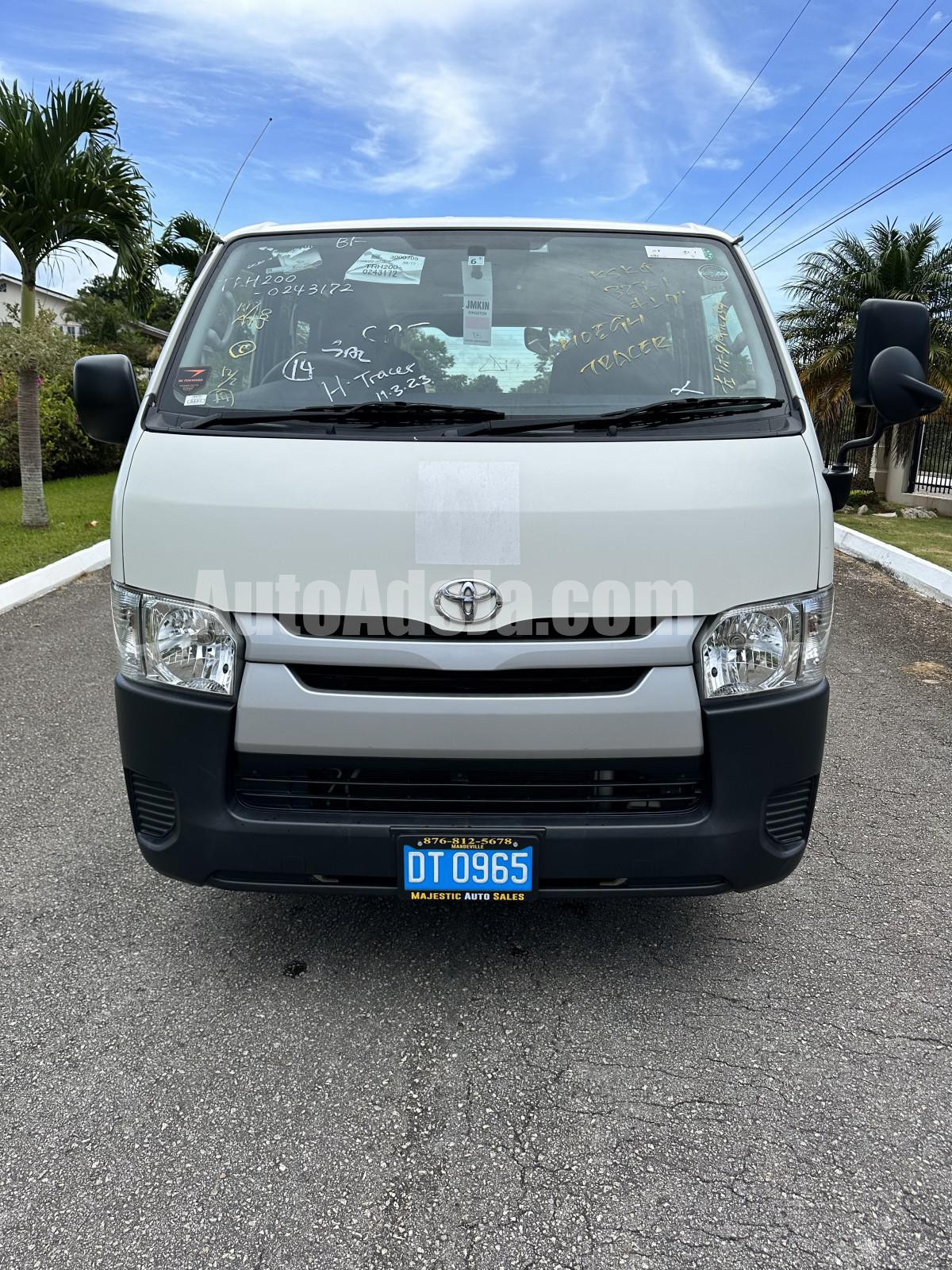2016 Toyota HIACE DUAL AC for sale in Manchester, Jamaica