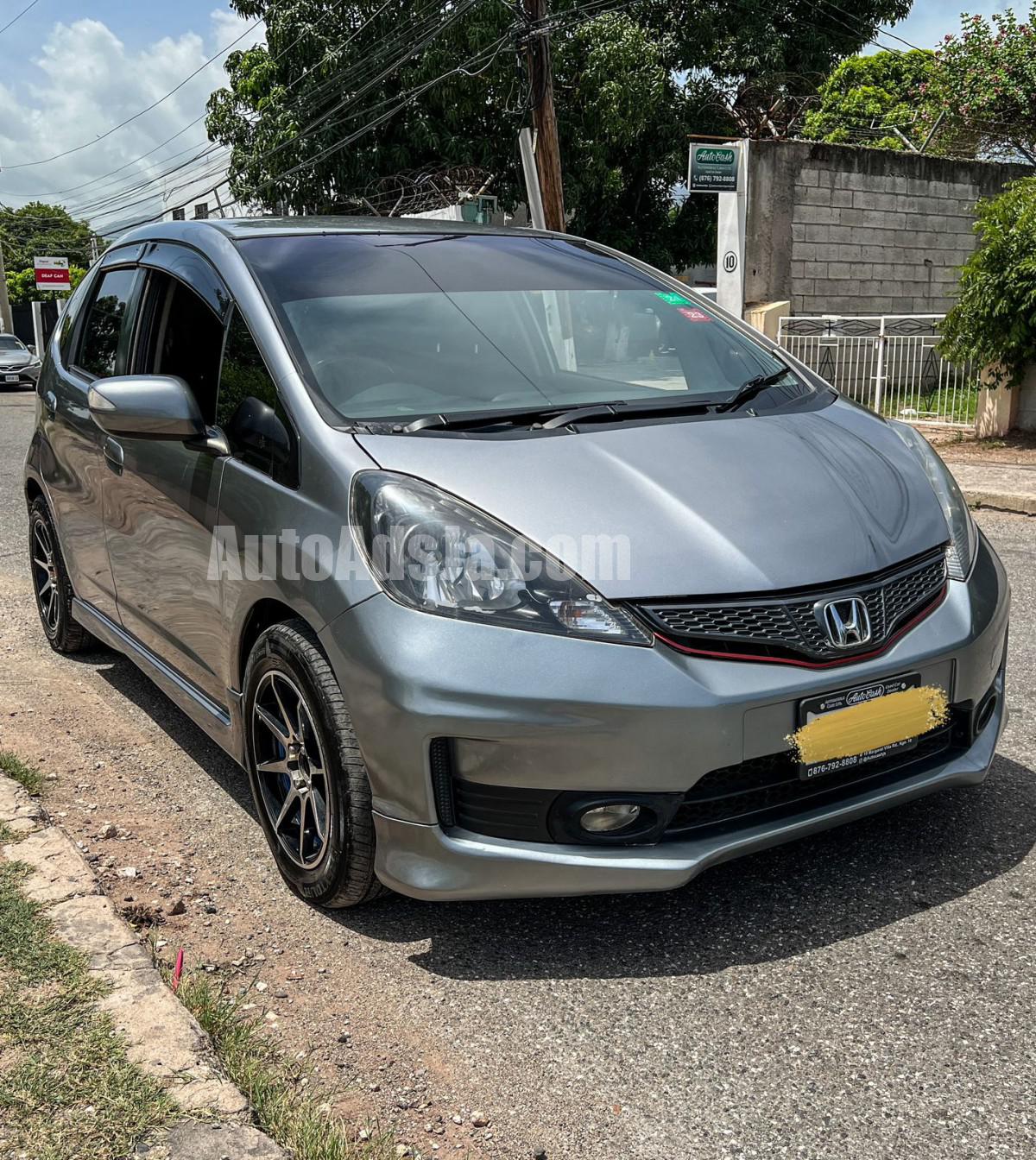 2011 Honda Fit RS for sale in Kingston / St. Andrew, Jamaica