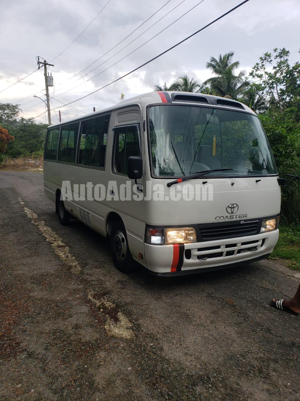 2006 Toyota Hino coaster for sale in St. Ann, Jamaica | AutoAdsJa.com