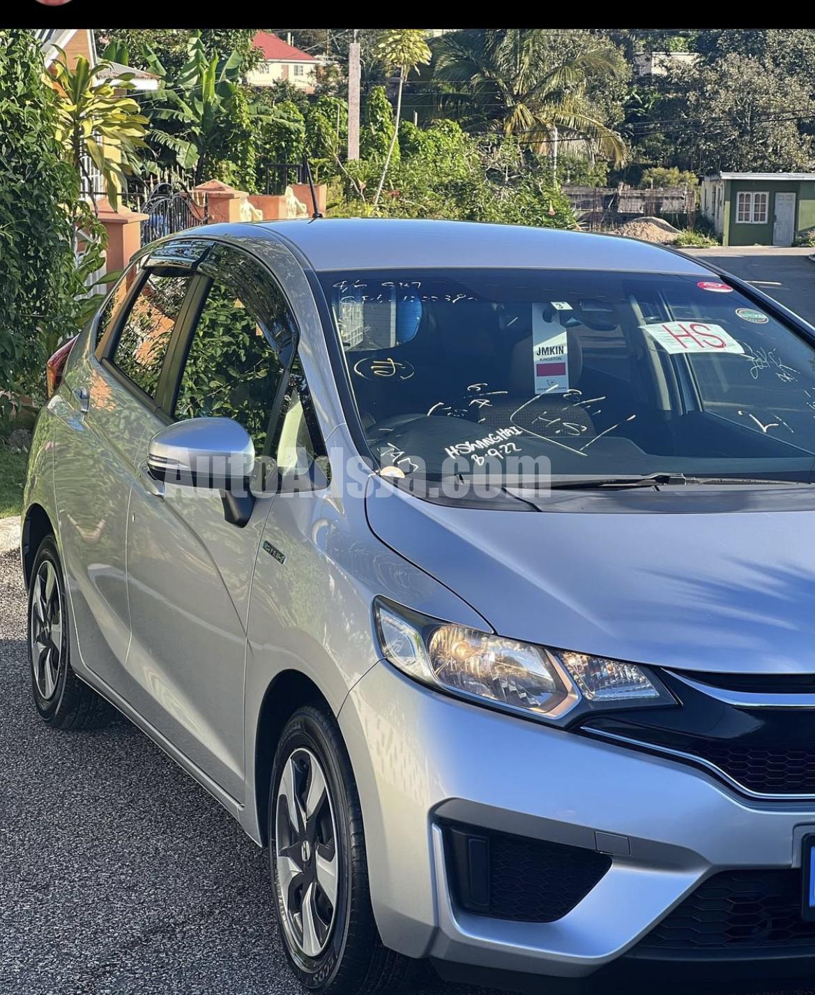 2017 Honda Fit for sale in Manchester, Jamaica | AutoAdsJa.com