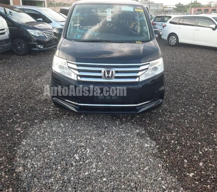 2014 Honda Stepwagon for sale in Manchester, Jamaica | AutoAdsJa.com