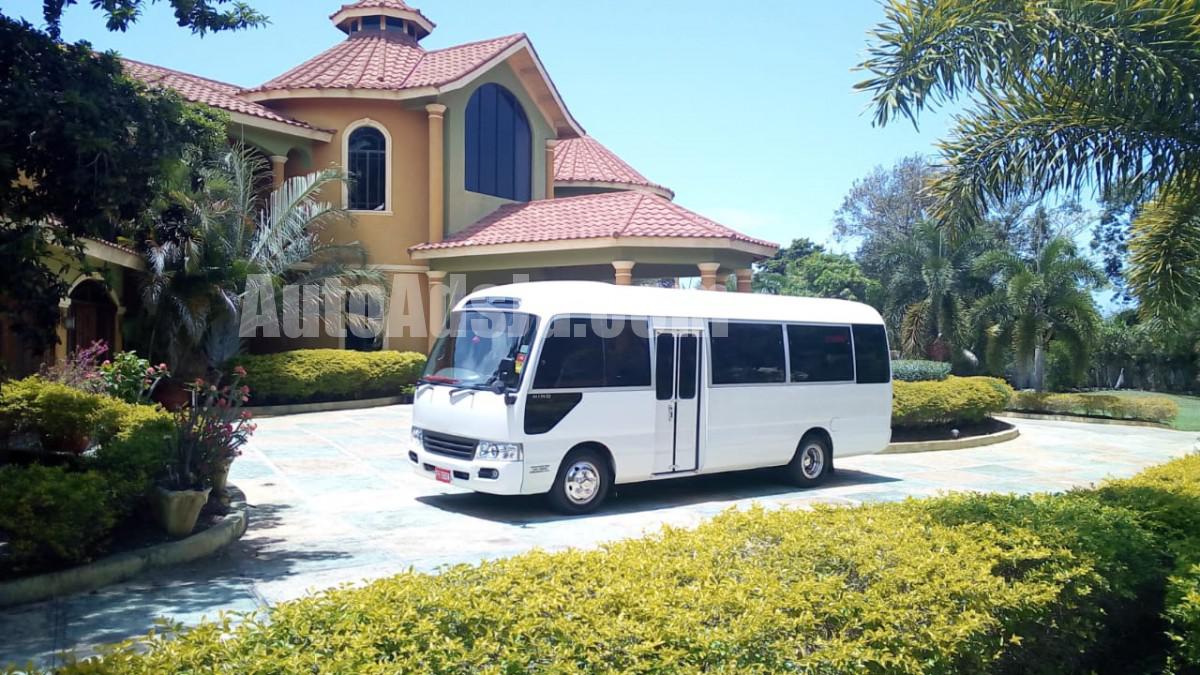 2005 Toyota Coaster Hino Liesse for sale in Trelawny, Jamaica ...