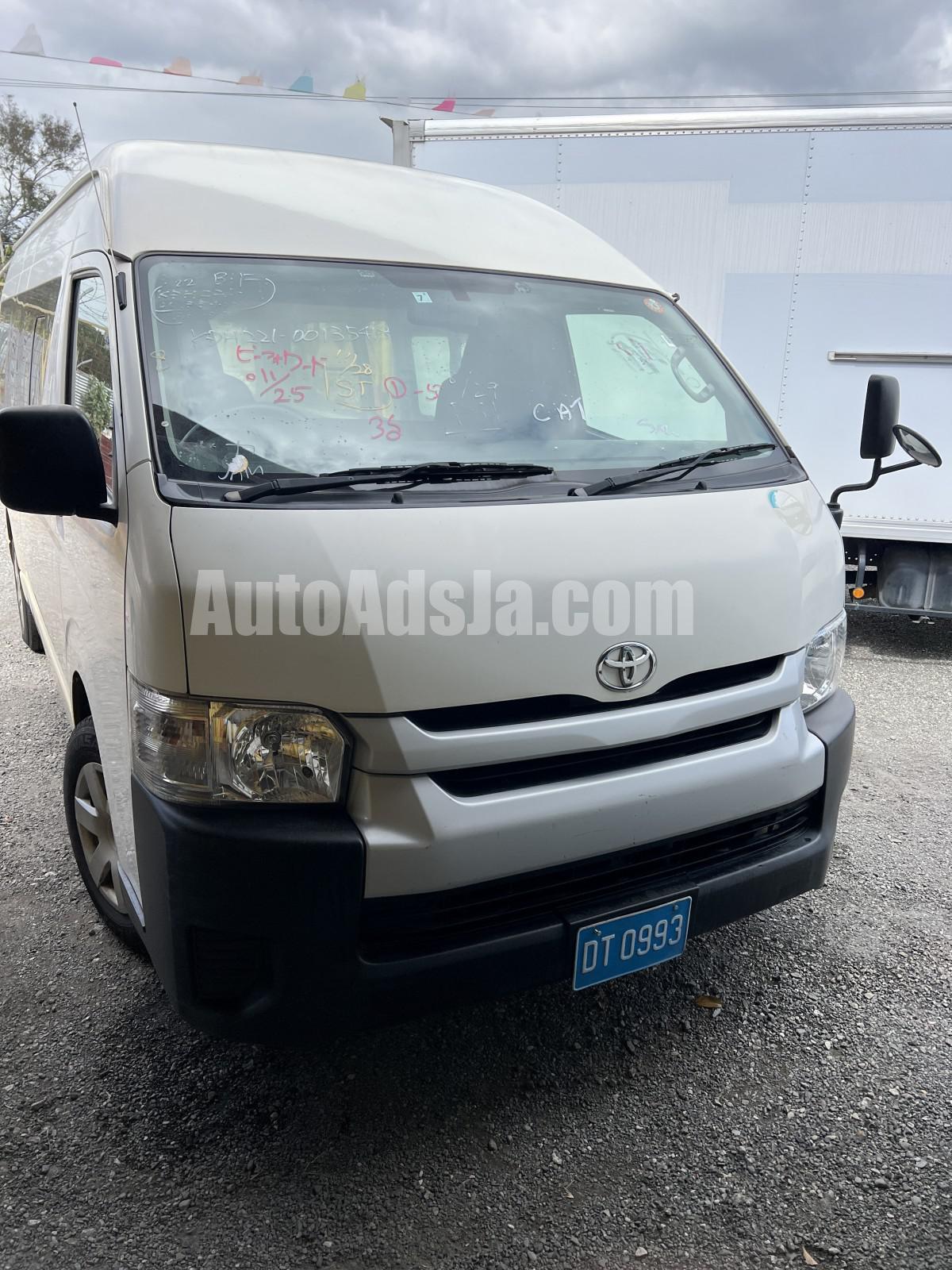 2014 Toyota Hiace high top wide body for sale in Kingston / St. Andrew ...
