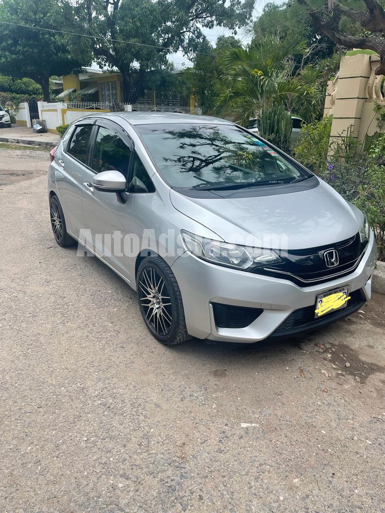 2014 Honda Fit for sale in Kingston / St. Andrew, Jamaica | AutoAdsJa.com