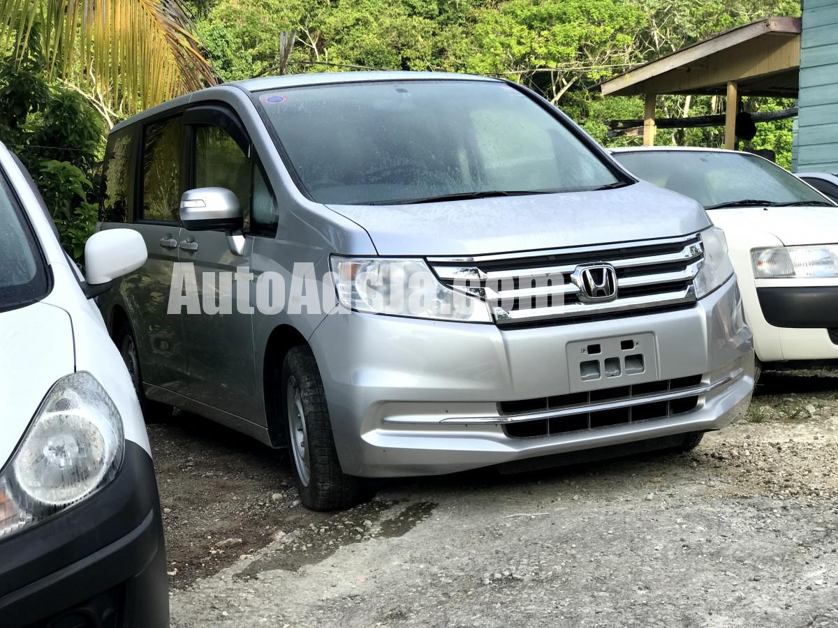 2015 Honda Stepwagon for sale in St. Mary, Jamaica | AutoAdsJa.com